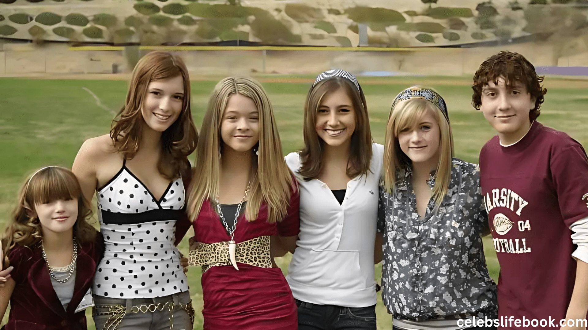 Courtney Jines: Incredible Life Style, bio and Personal History 2025